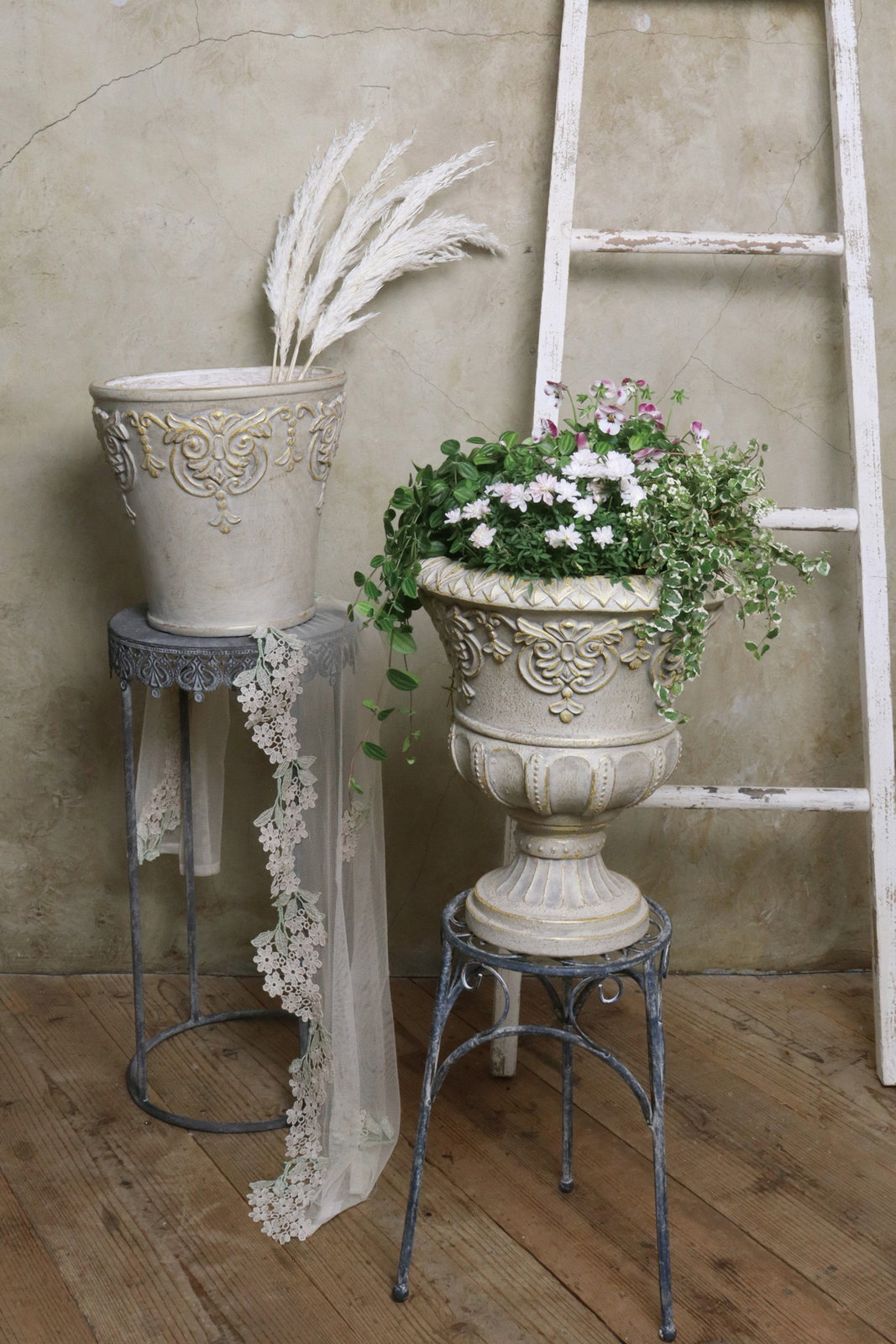 【個人宅配送不可】ｳﾞｨｻｰｼﾞｭｵｳﾙｺﾞﾌﾞﾚｯﾄA-WH: フラワーベース・鉢カバー ｜ YDMオンラインストア ｜ 横浜ディスプレイミュージアム